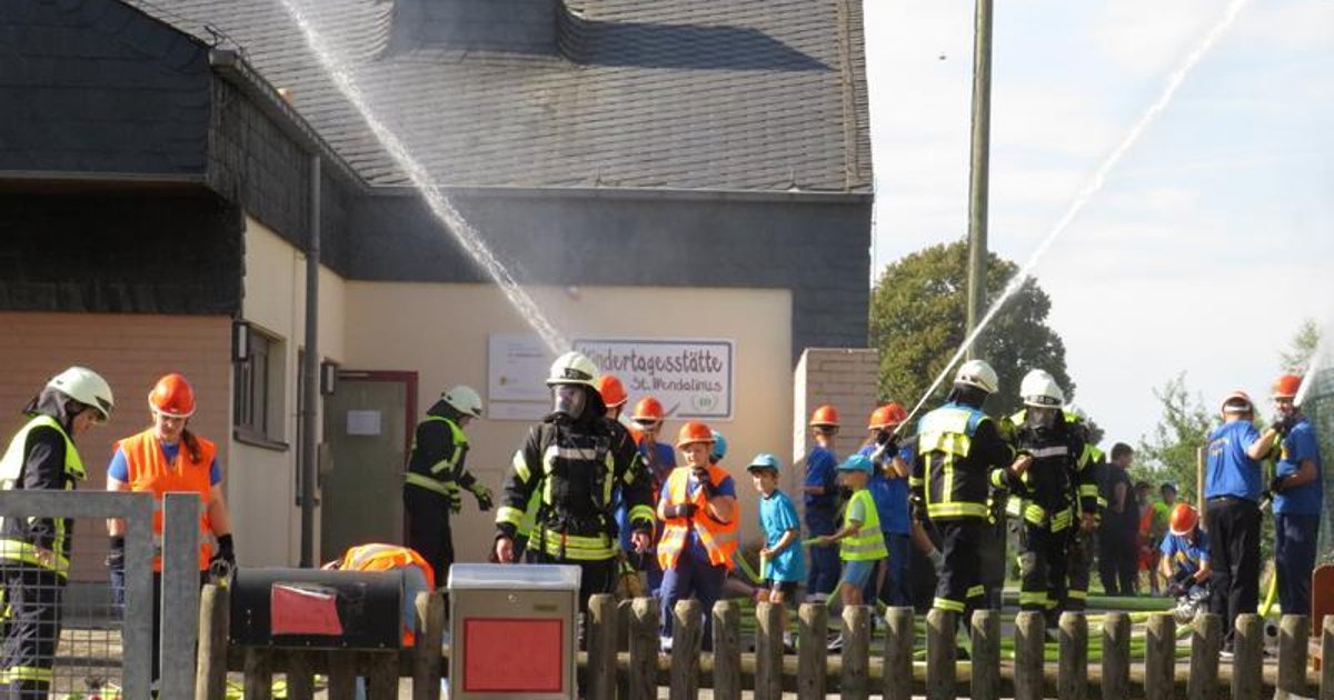 Gemeinschaftsübung mit Jugend- und Bambinifeuerwehr | WebPackage